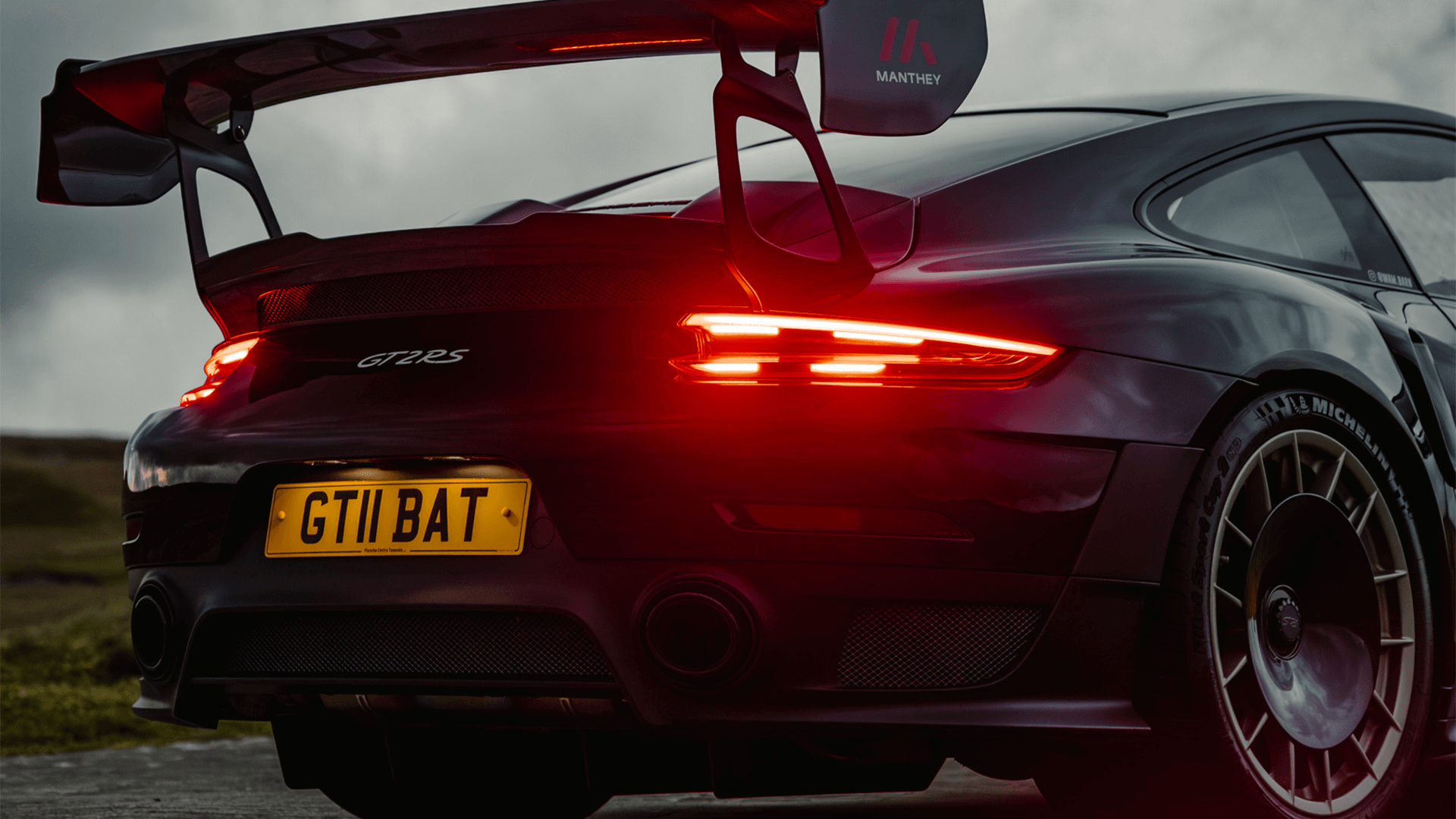 Porsche GT2 RS MR - WAMBARN